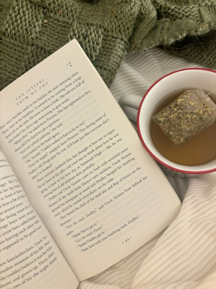 What to drink with your next book? Our selection of favourite books pa ...